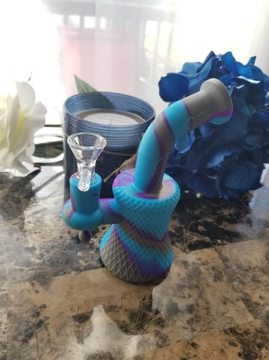 Silicone Water Pipe – AshstoAsh