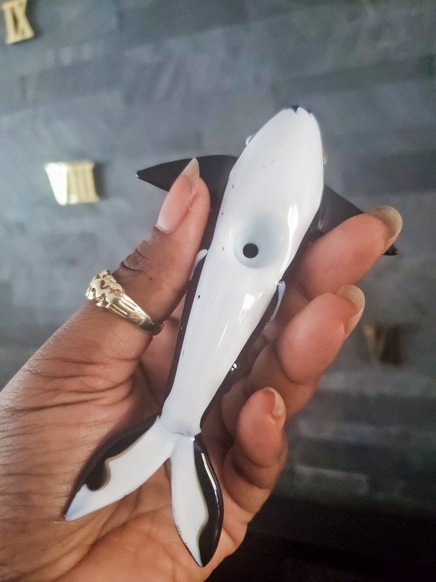 Orca Hand Pipe – AshstoAsh
